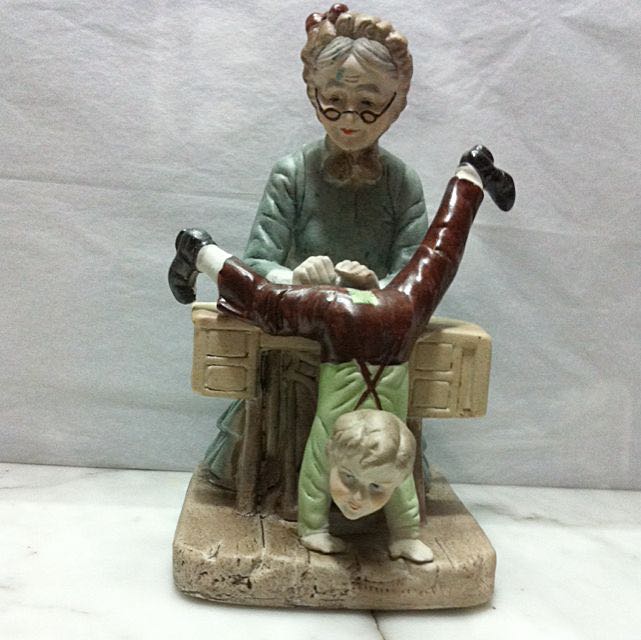 Beautiful Vintage Ceramic Figure., Hobbies & Toys, Memorabilia ...