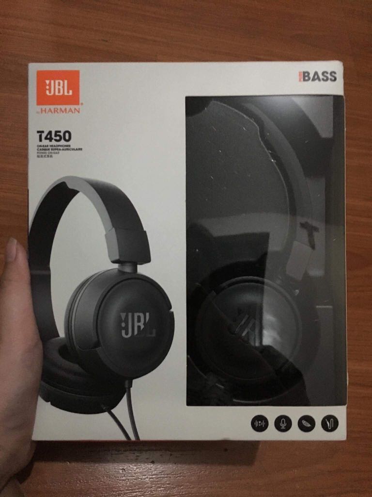 JBL T450 On-ear Headphones, Audio, Headphones & Headsets on Carousell