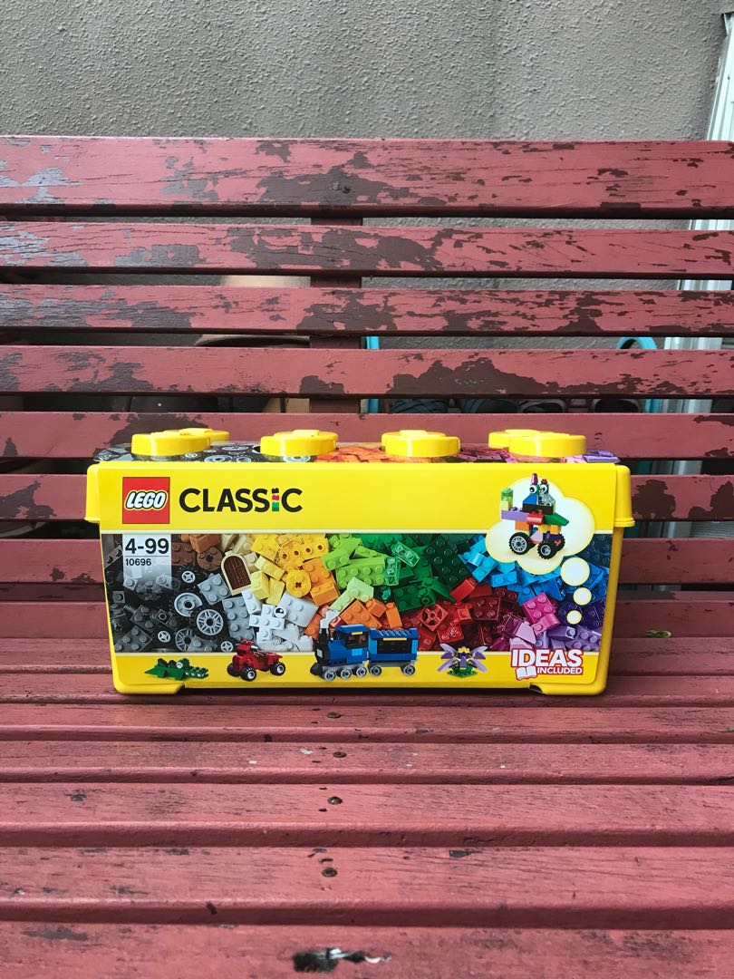 Lego Classic (Authentic) Medium Brick Box 10696, Hobbies & Toys, Toys ...