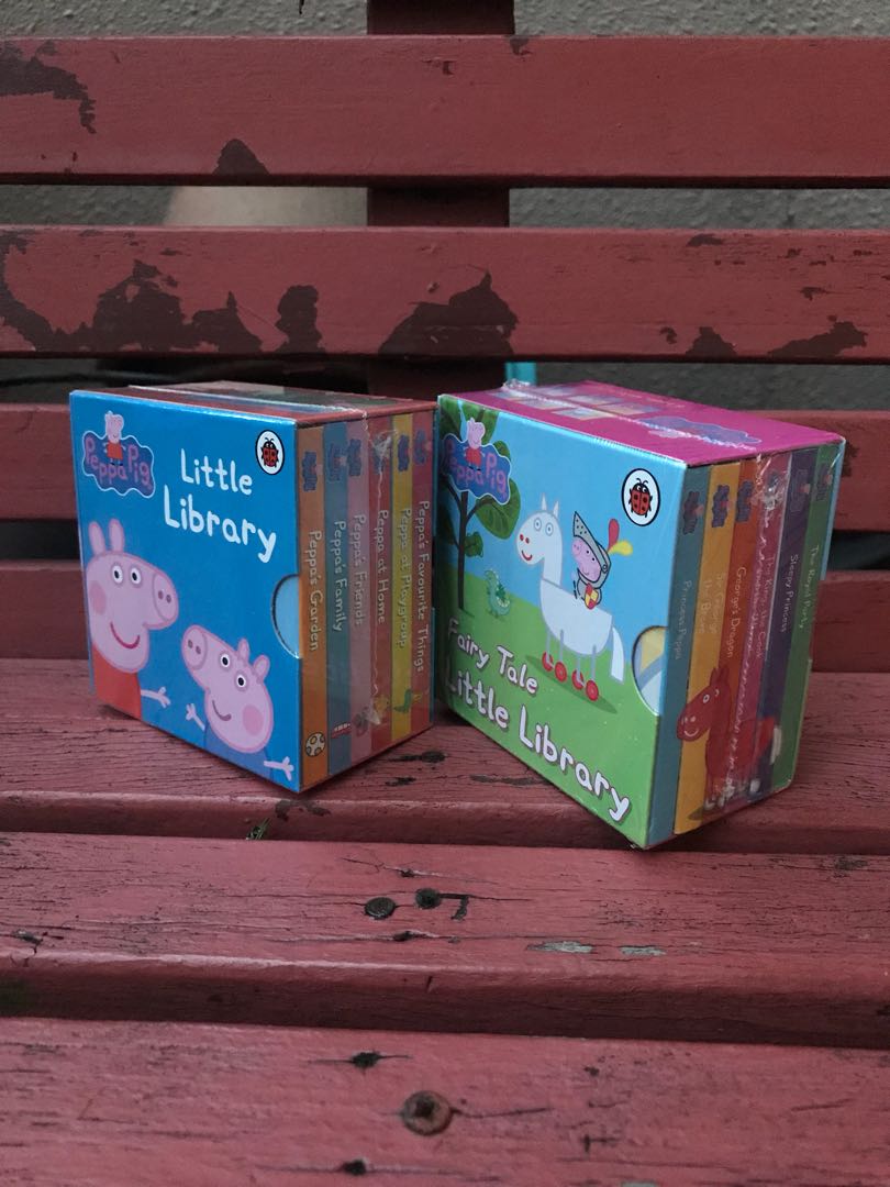 Peppa Pig: Little Library (New), Hobbies & Toys, Books & Magazines ...