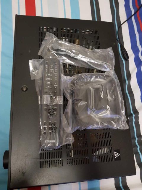 Yamaha RS 202 Stereo Amplifier, Audio, Soundbars, Speakers & Amplifiers ...