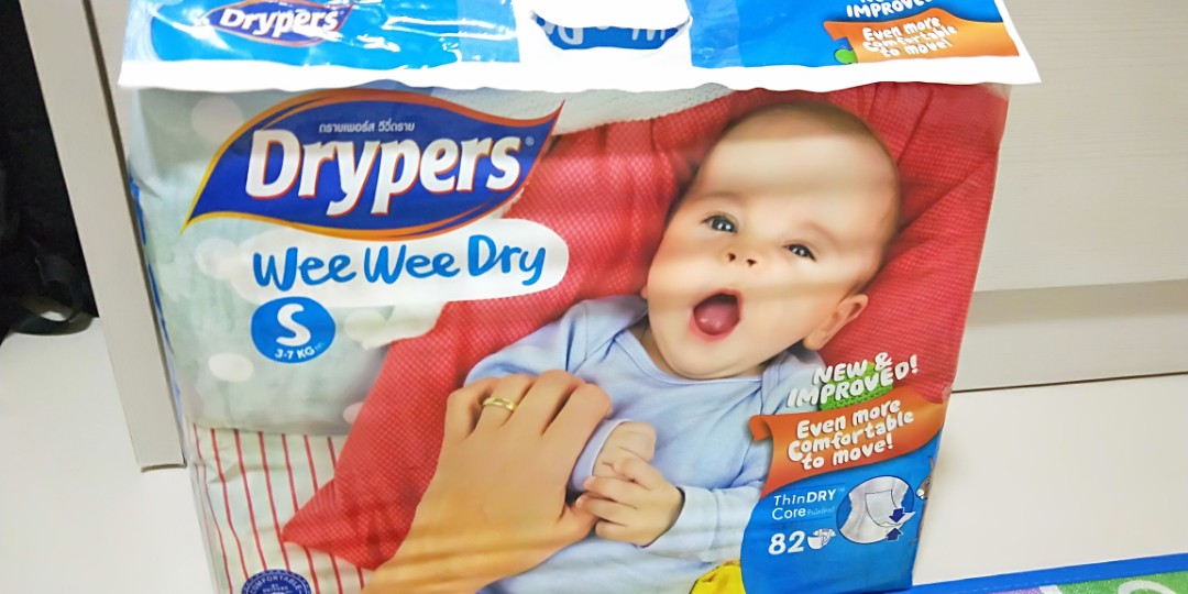 Drypers Wee Wee Dry, Babies & Kids, Babies & Kids Fashion on Carousell