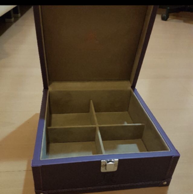 St regis BOX, Luxury, Accessories on Carousell