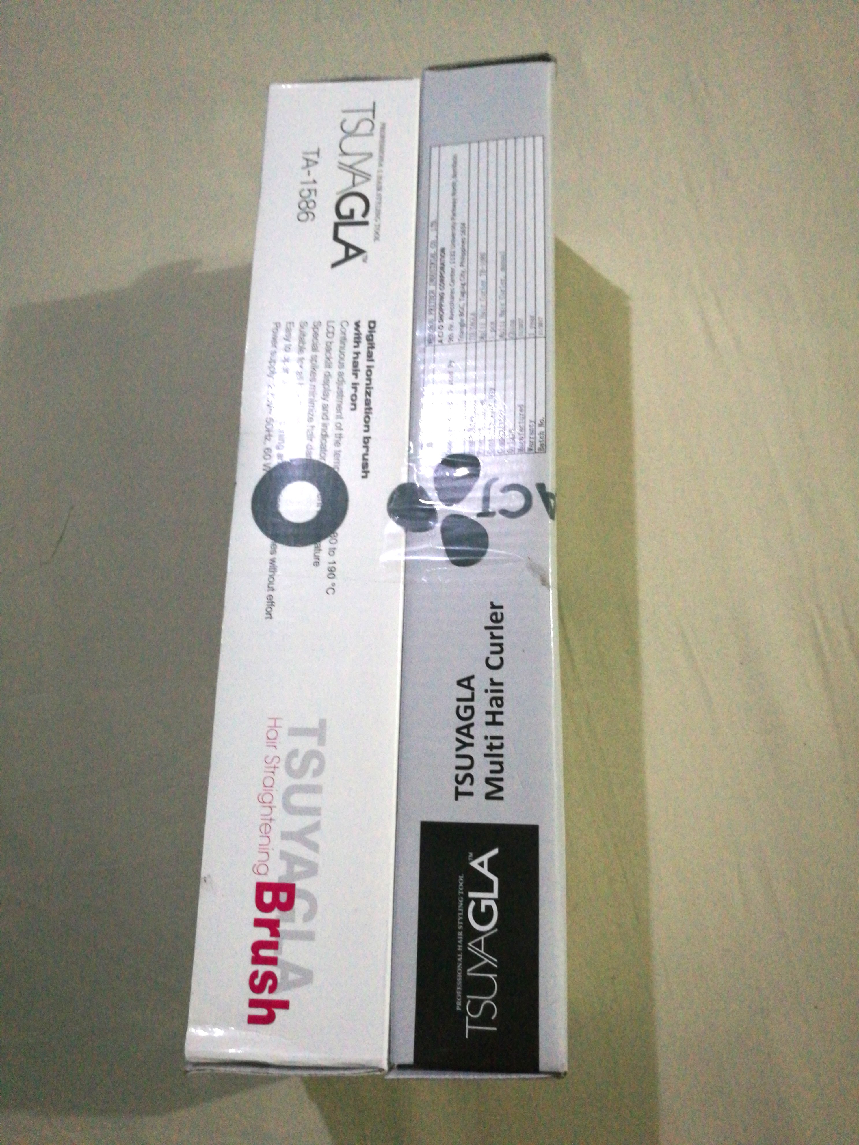 Tsuyagla Hair Straightening Brush and Curler, Beauty & Personal Care, Hair on Carousell