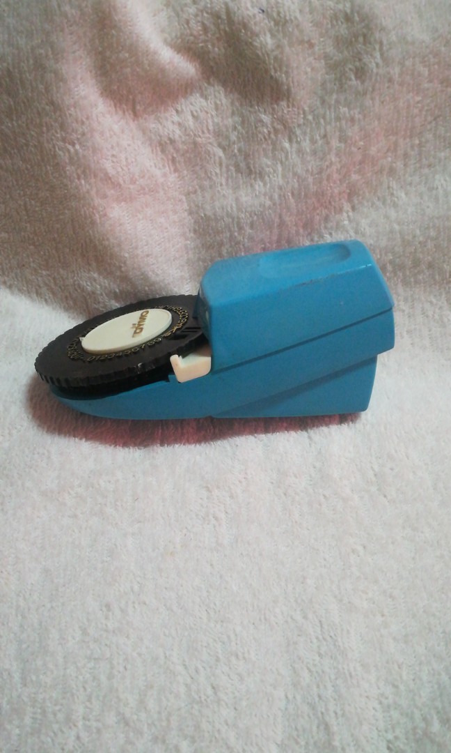 Vintage Dymo Label Maker Machine, Hand Held Embossed Letter and Number ...