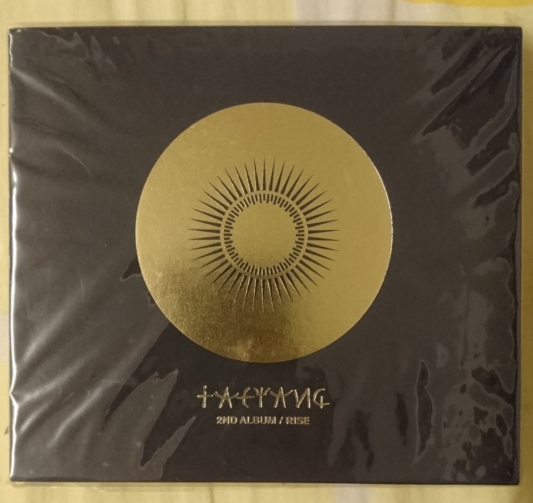 Bigbang Taeyang太陽 專輯- Rise+poster (韓國通常版), 興趣及遊戲, 音樂、樂器 & 配件, 音樂與媒體 ...