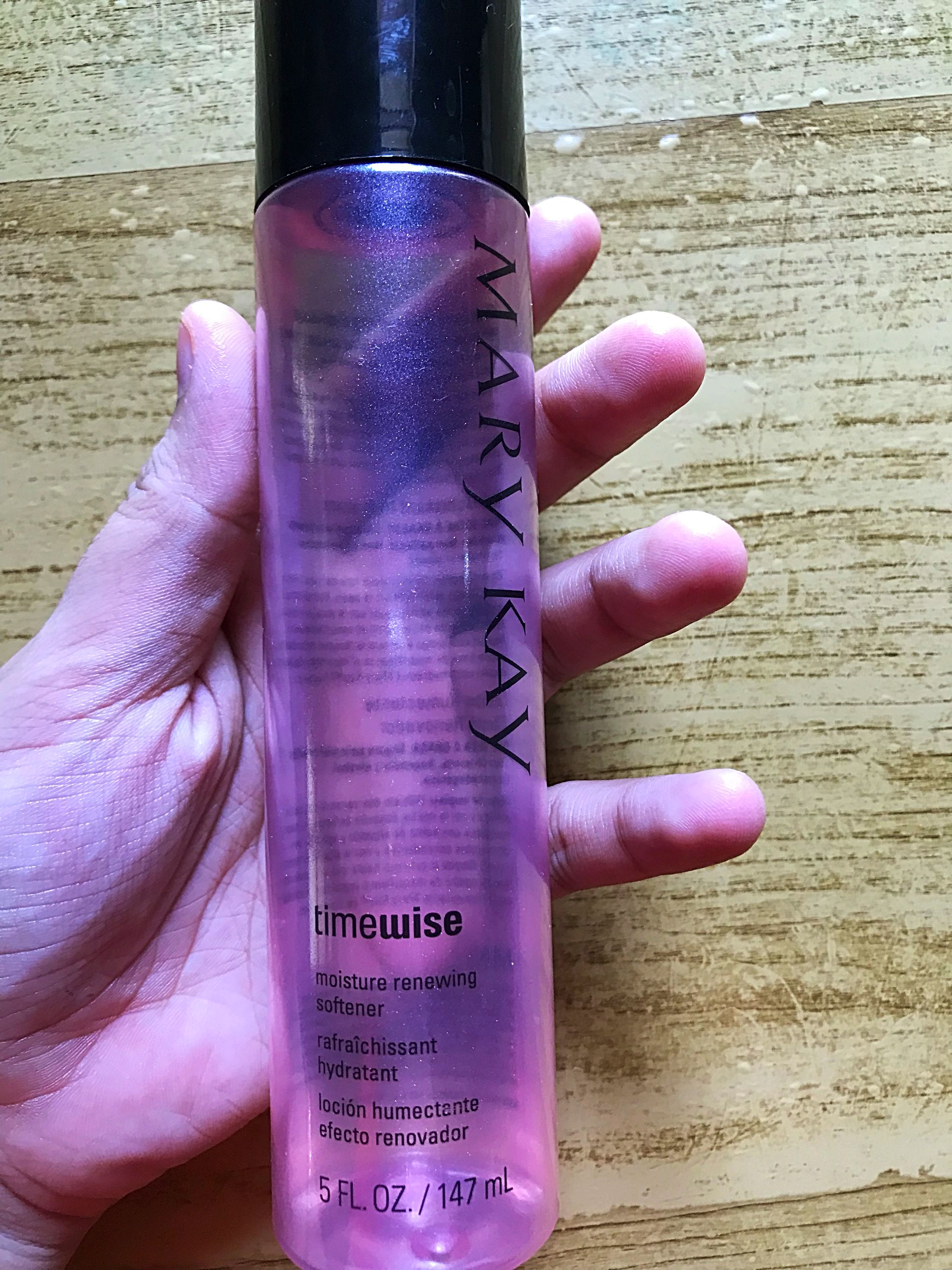 Mary kay Moisture renewing softener, Beauty & Personal Care, Face, Face ...