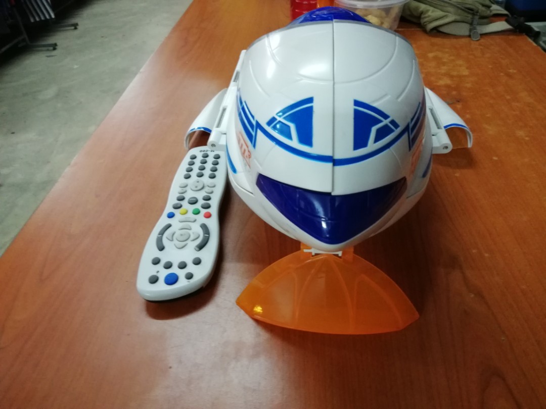 milie from tomorrowland spaceship, Hobbies & Toys, Collectibles ...
