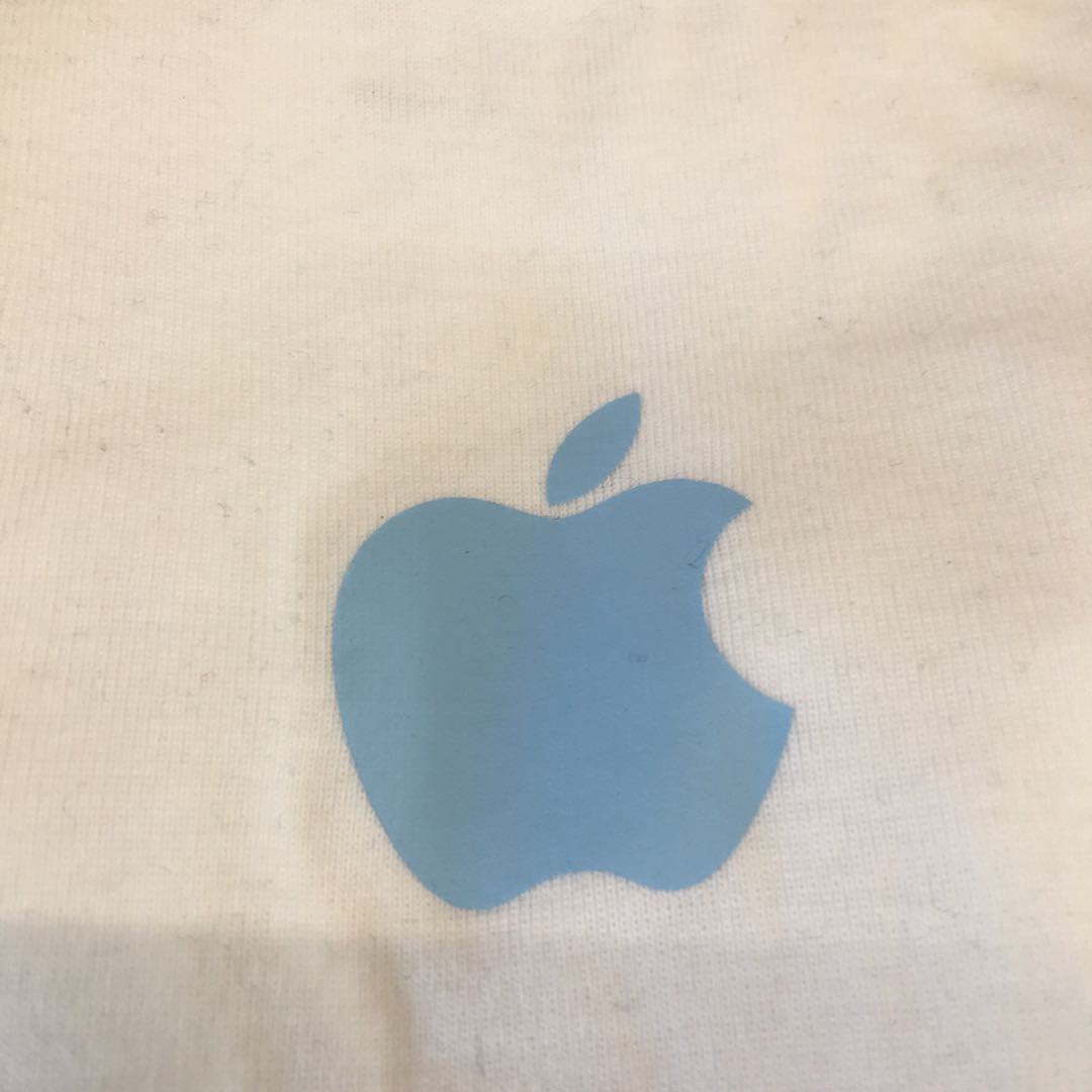 Official Apple logo baby onesie ( only sold at Apple Cupertino), Babies ...