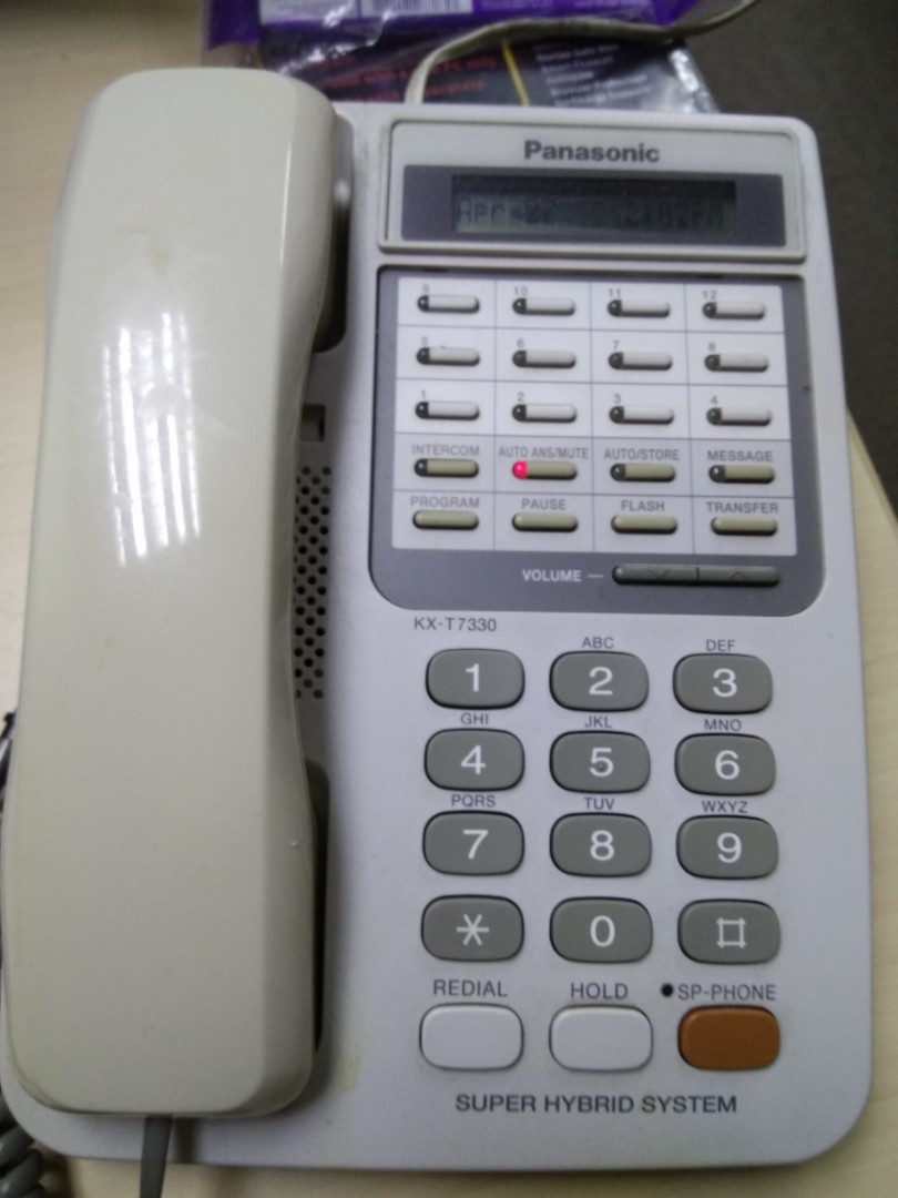 Panasonic KX-T7330 for hunting line PABX (6 pieces), Audio, Other Audio ...