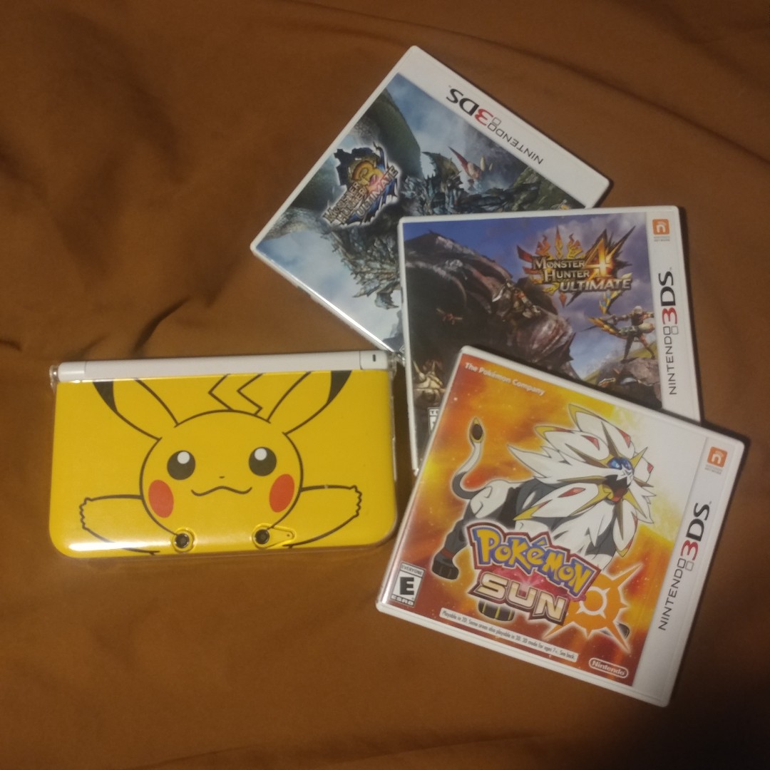 *PRICE REDUCED* $150 Pikachu Limited edition 3ds xl, Video Gaming ...