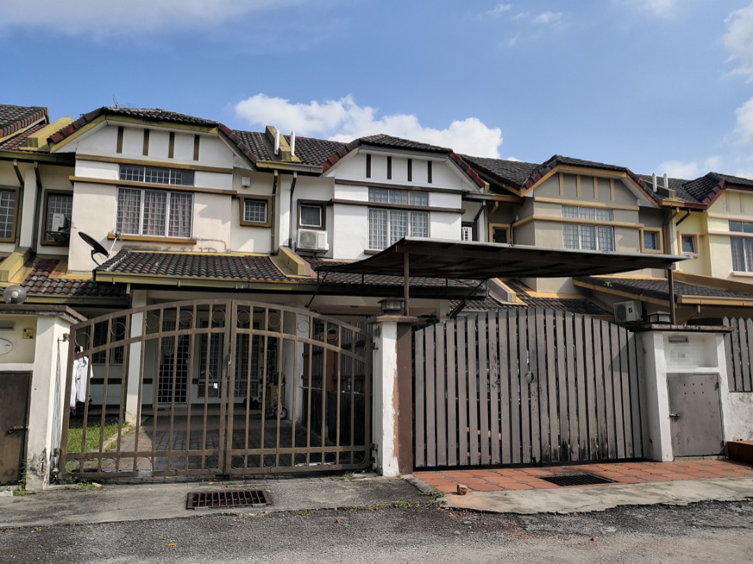 Putra Heights Seksyen 8, Property, For Sale on Carousell