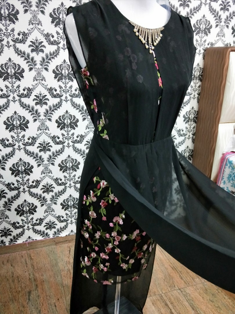 Chiffon Long Fress, Women's Fashion, Muslimah Fashion, Dresses on Carousell