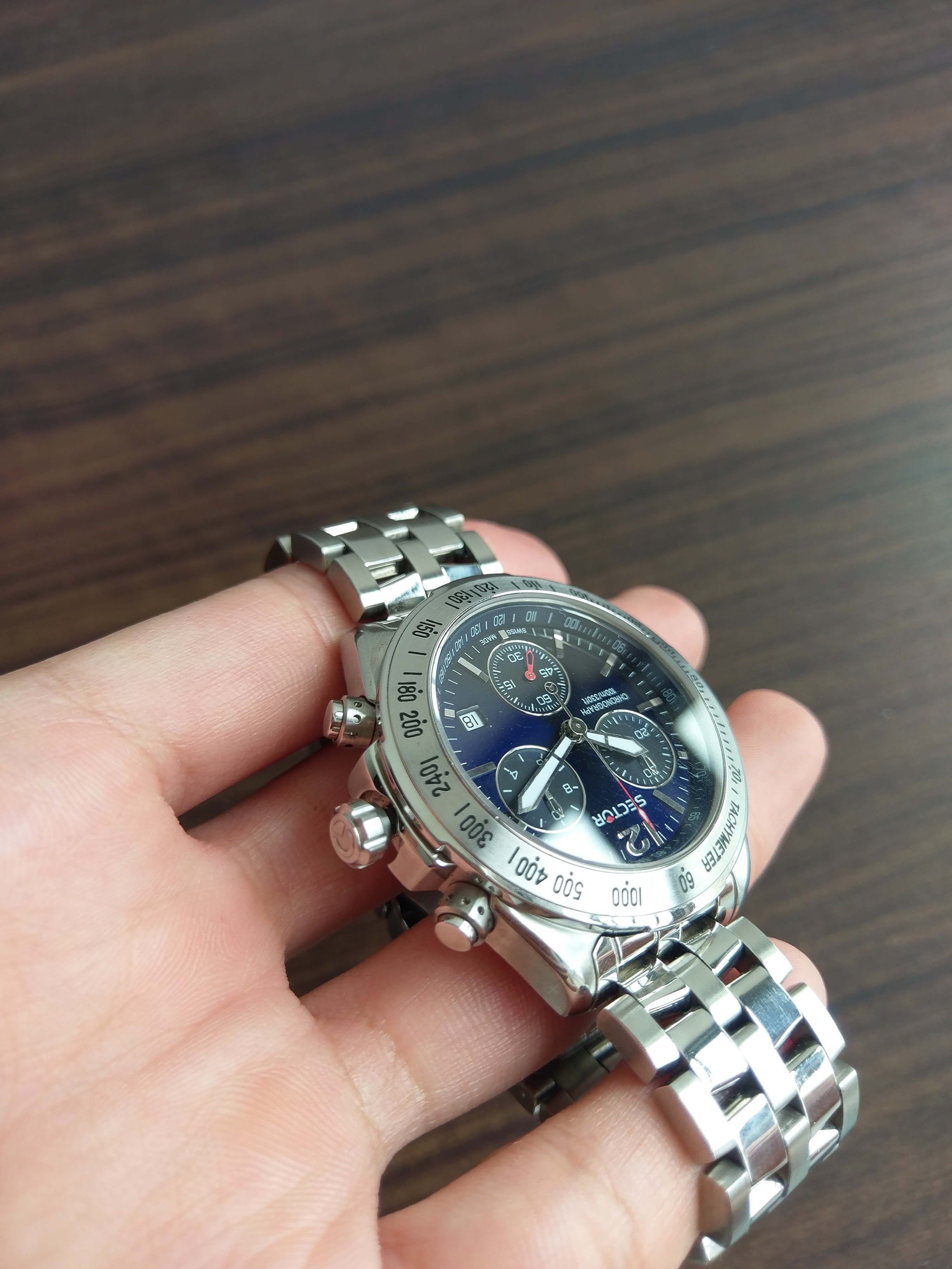 Sector 490 Chrono Quartz Watch, Mobile Phones & Gadgets, Wearables & Smart Watches on Carousell