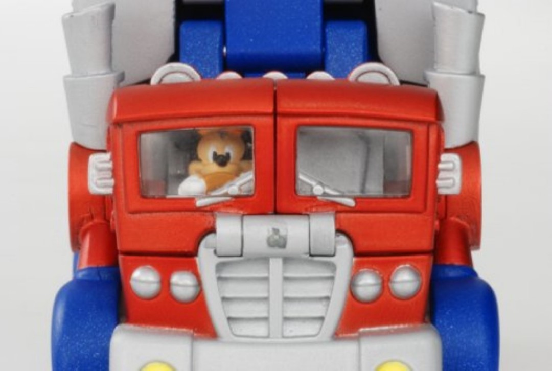 Takara Tomy Transformers Disney Label Mickey Mouse Trailer Optimus ...