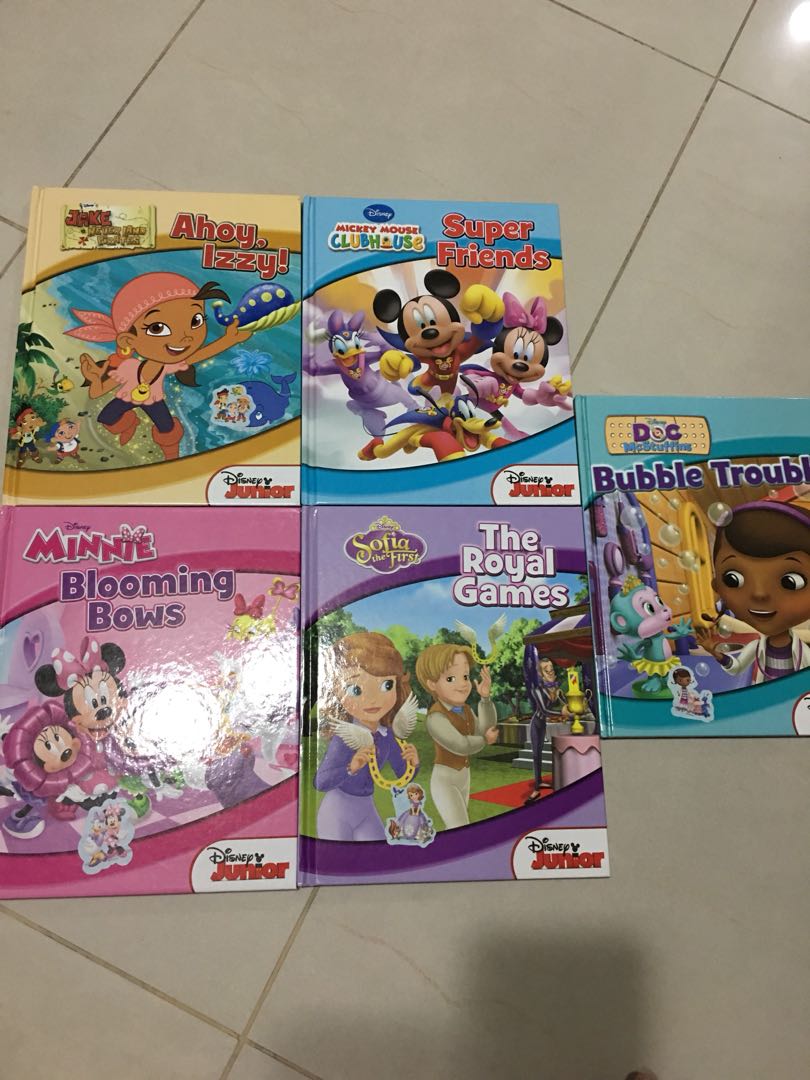 Disney Junior- Book Set (5 Books), Hobbies & Toys, Books & Magazines ...