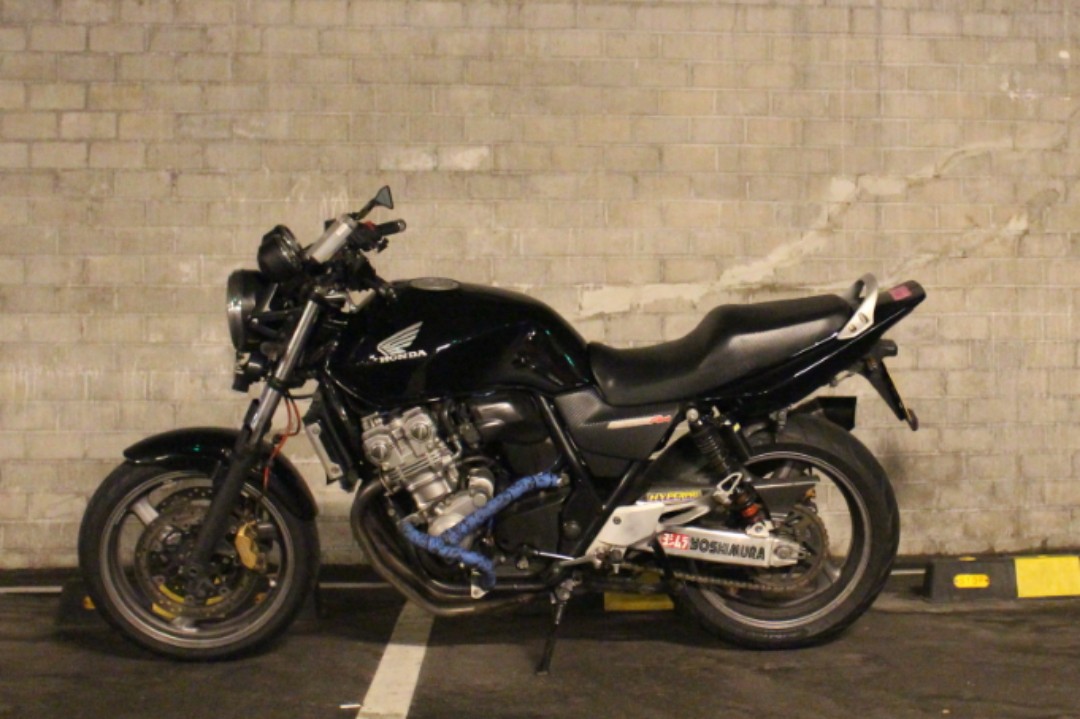 Honda Cb400 Hyper Vtec Revo (super 4), Motorcycles, Motorcycles for Sale, Class 2A on Carousell