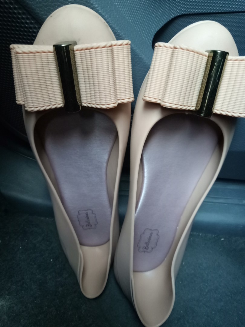 Melissa dupe mendrez brand, Women's Fashion, Footwear, Flats & Sandals ...
