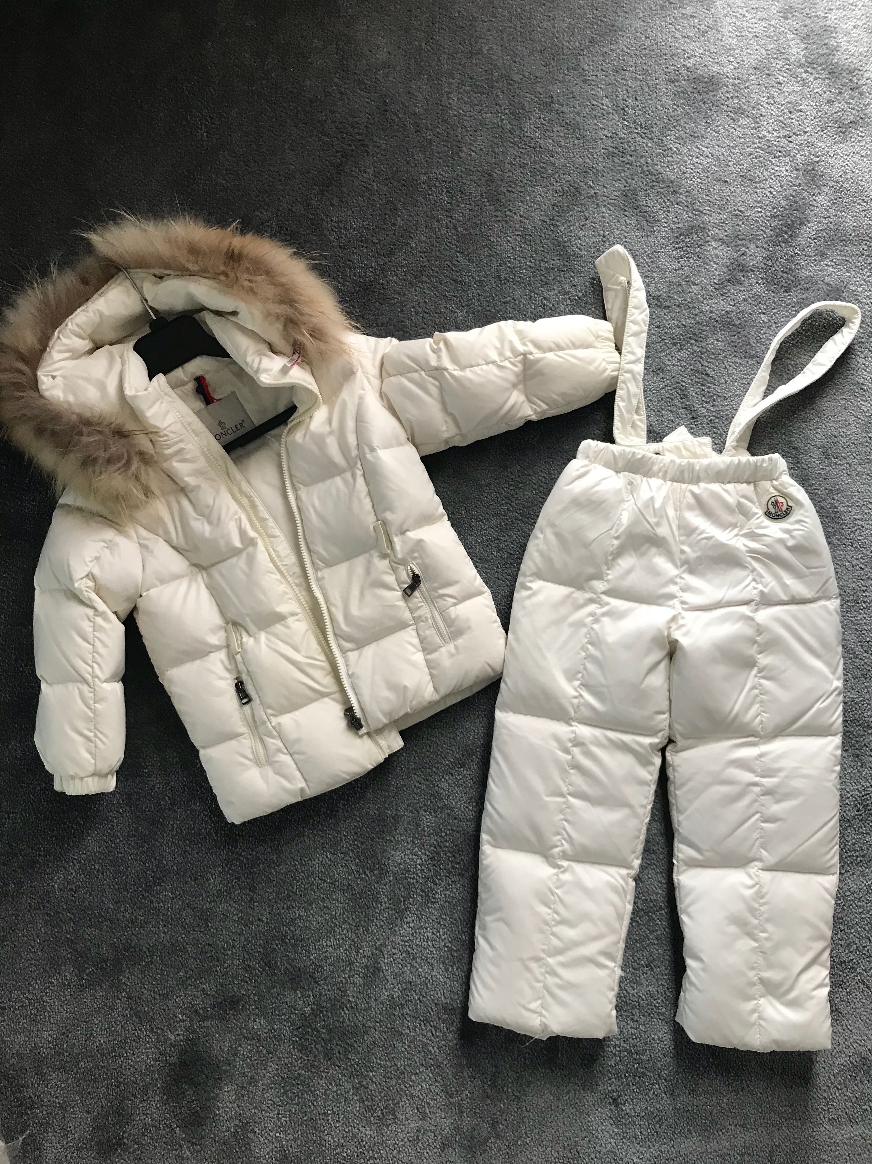 Moncler Girls set, Babies & Kids, Babies & Kids Fashion on Carousell