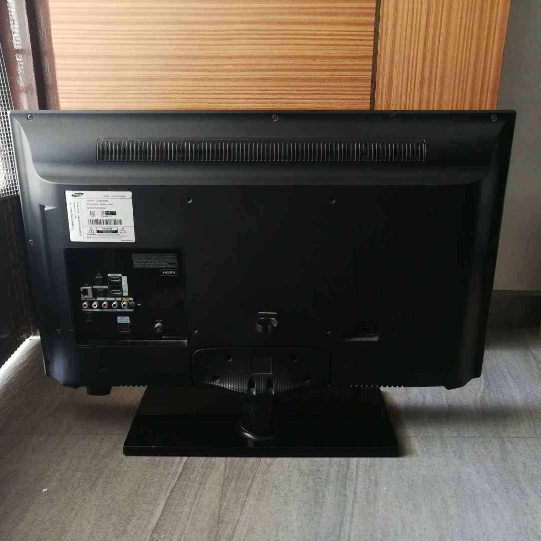 Samsung Series 5 32 inch LED TV, TV & Home Appliances, TV ...
