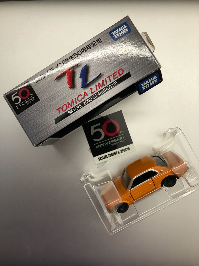 Tomica Limited 50th Anniversary Nissan Skyline 2000 GTR, 興趣及遊戲, 收藏品及紀念品, 明星周邊 - Carousell
