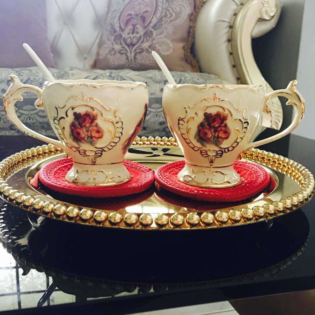 In Stock English style tea cup set with gold color tray, TV & Home ...