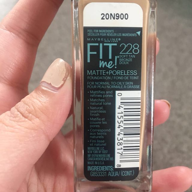 Maybelline Fit Me Matte + Poreless Foundation - Shade 228 Soft Tan ...