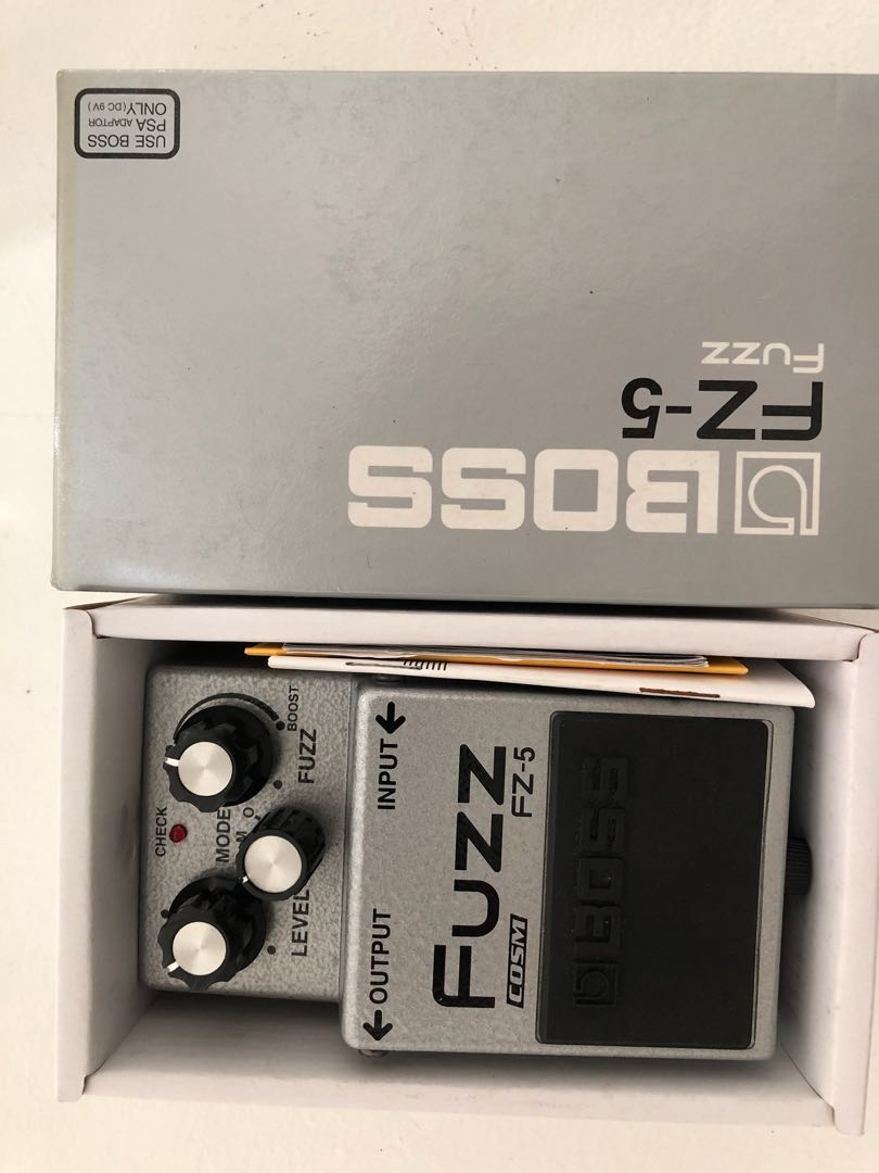BOSS FZ5 Fuzz, Hobbies & Toys, Music & Media, Musical Instruments on ...