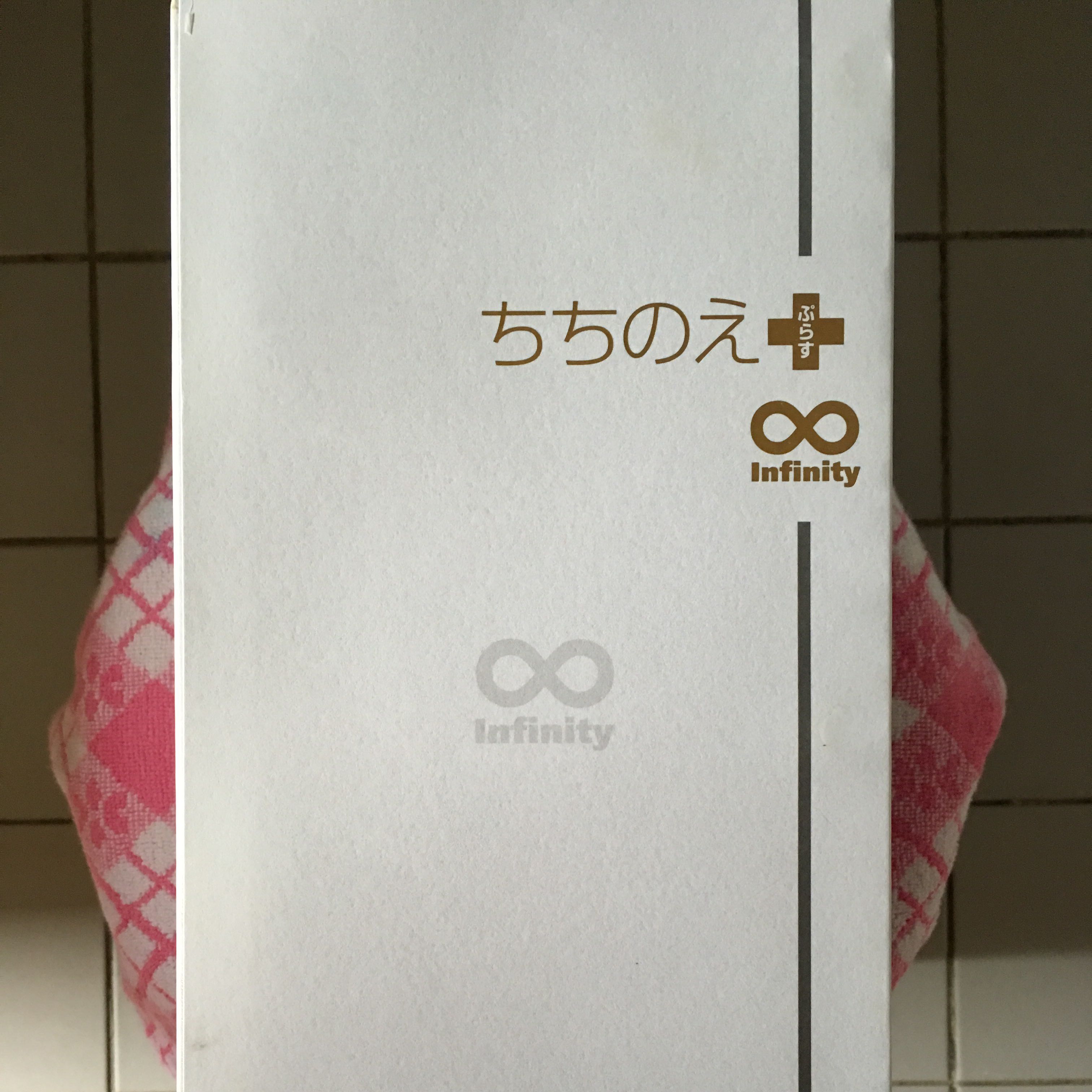 Orchid Seed Chichinoe + Infinity Pin-up Lady -KIRAMEKI, Hobbies & Toys ...