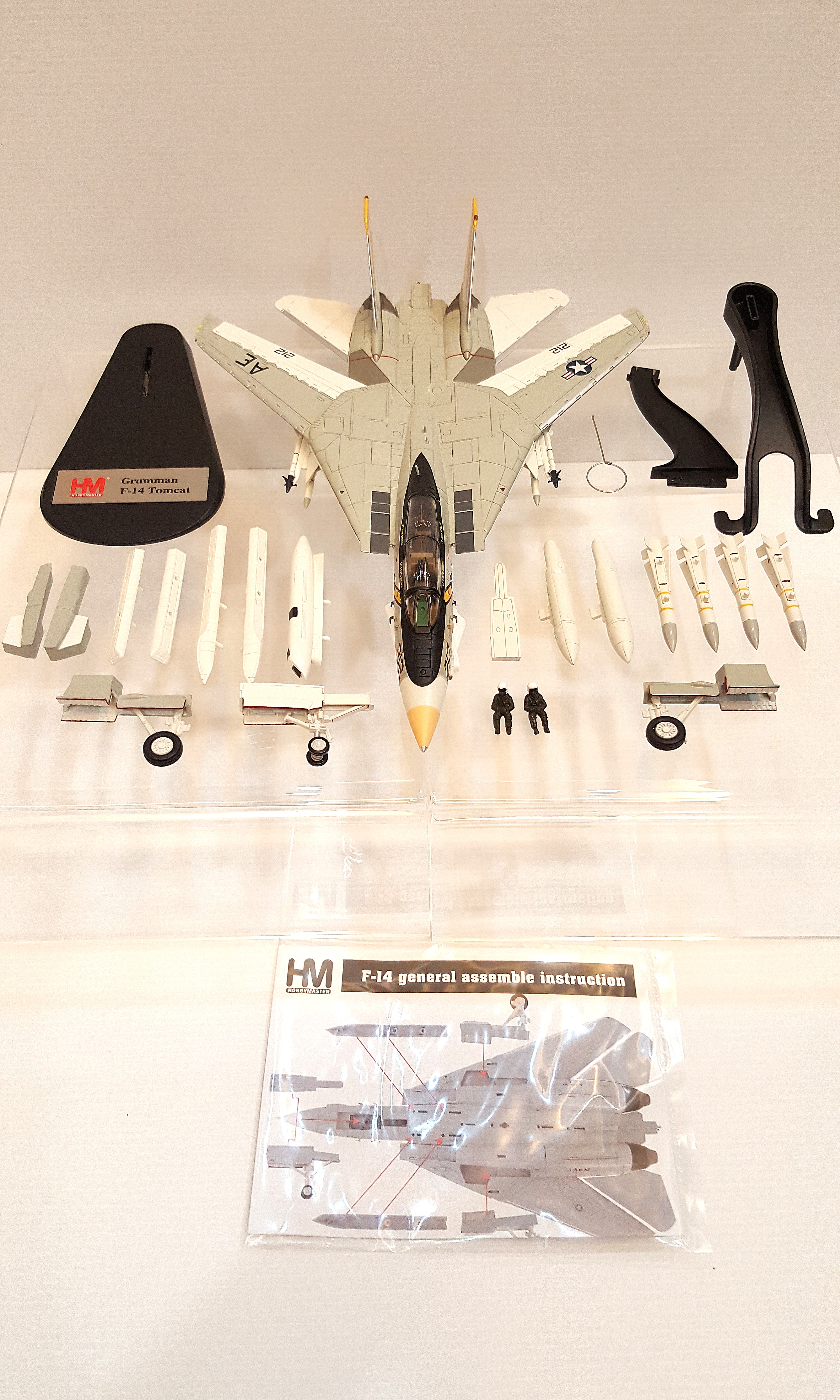 Hobby Master HA5221 F-14A Tomcat VF-142 Ghostrider, USS America, Toys ...