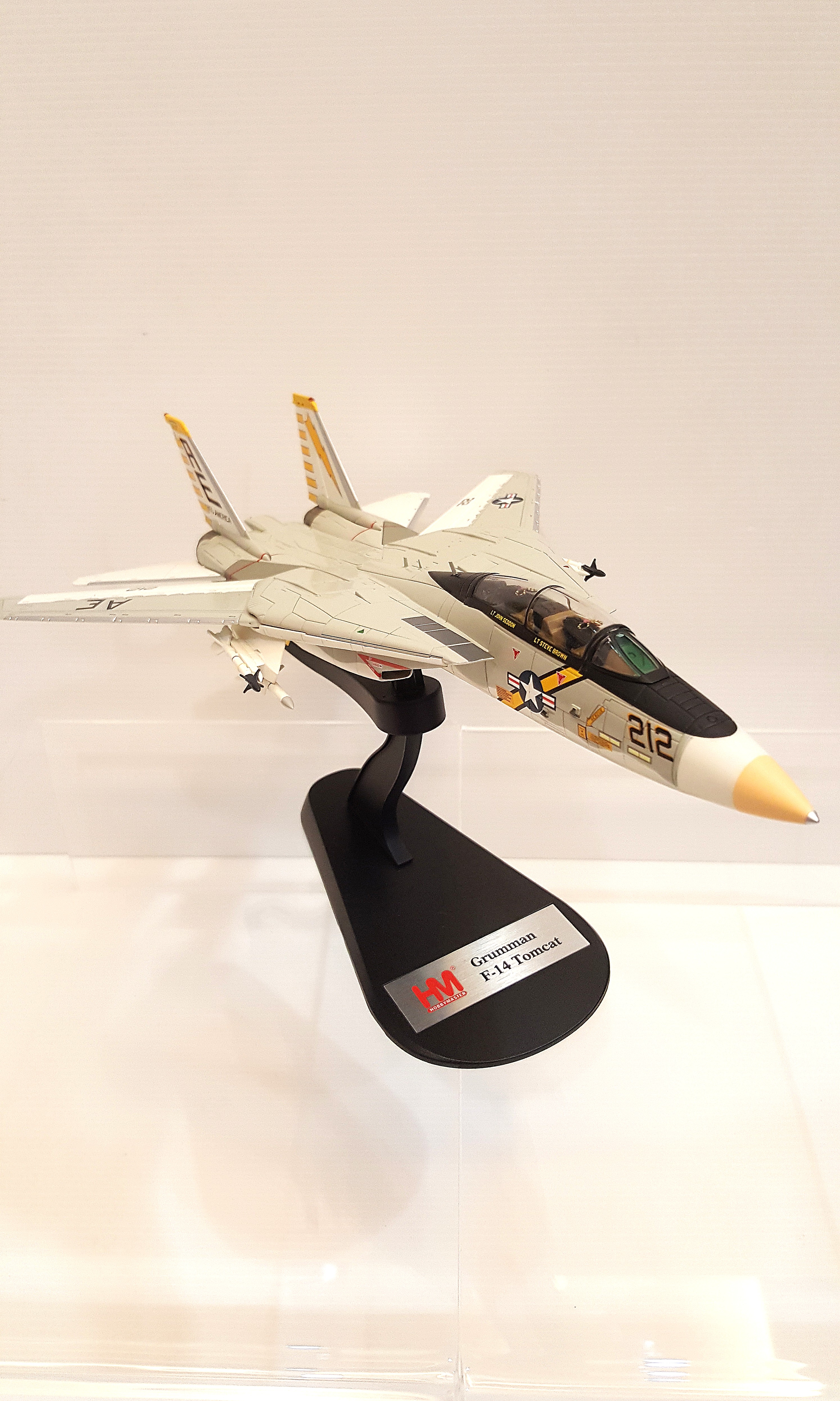 Hobby Master HA5221 F-14A Tomcat VF-142 Ghostrider, USS America, Toys ...