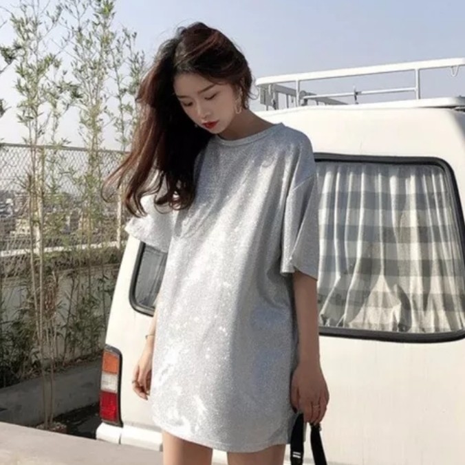 Silver Top, Women's Fashion, Tops, Other Tops on Carousell