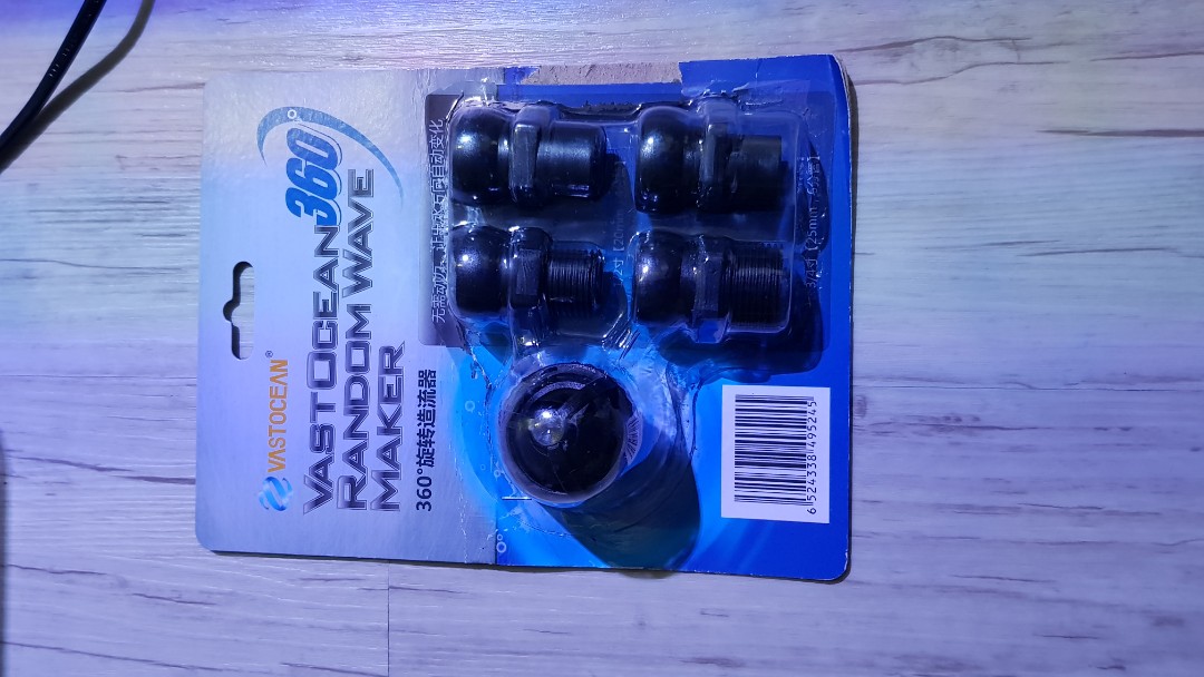 Vast Ocean Random Wavemaker, Pet Supplies, Homes & Other Pet Accessories on Carousell