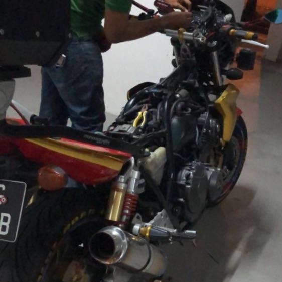 CB400 Super Four 4, HIGH Performance Voltage Stabilizer + 3 Point ...