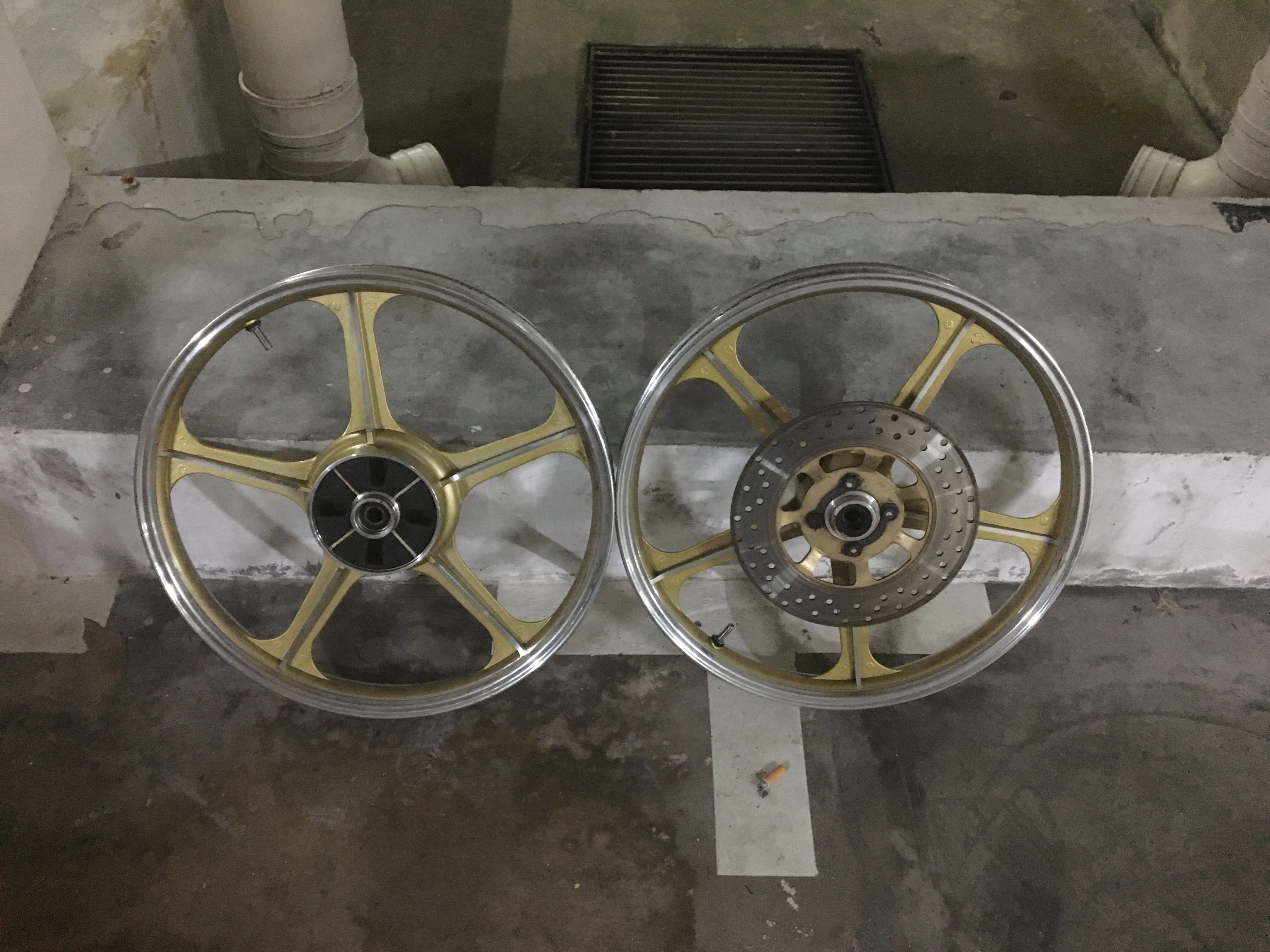 Excel gold rim 5 batang, Motorcycles, Motorcycle Accessories on Carousell