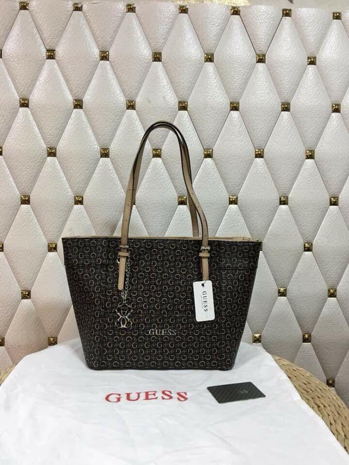Guess Large tote bags, Women's Fashion, Bags & Wallets, Tote Bags on ...