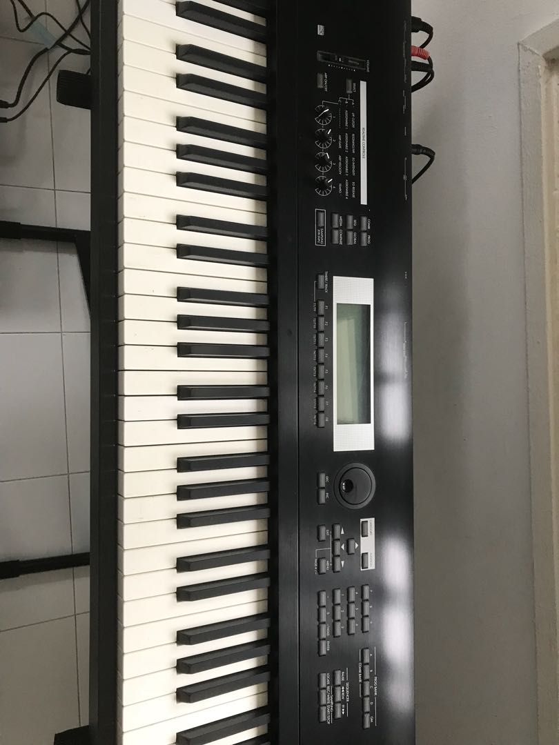 Korg TR Music Workstation 88 key, Hobbies & Toys, Music & Media ...