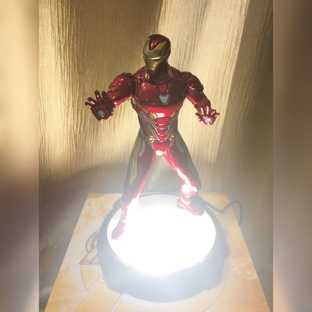 Marvel Avengers Iron Man: Infinity War Desk Collectible, Hobbies & Toys ...