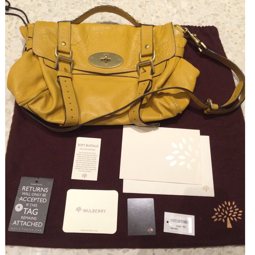 Mulberry Small Alexa (rare colour), Luxury, Bags & Wallets on Carousell