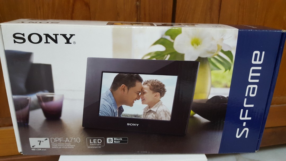 Sony Digital Photo Frame, Furniture & Home Living, Home Decor ...