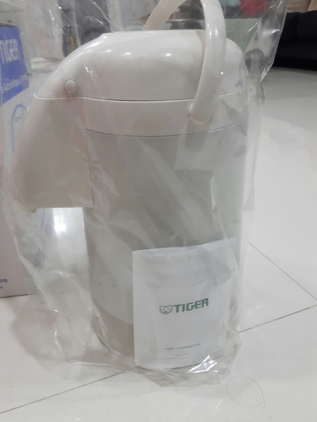 Tiger 2.2L, TV & Home Appliances, Kitchen Appliances, Kettles & Airpots ...