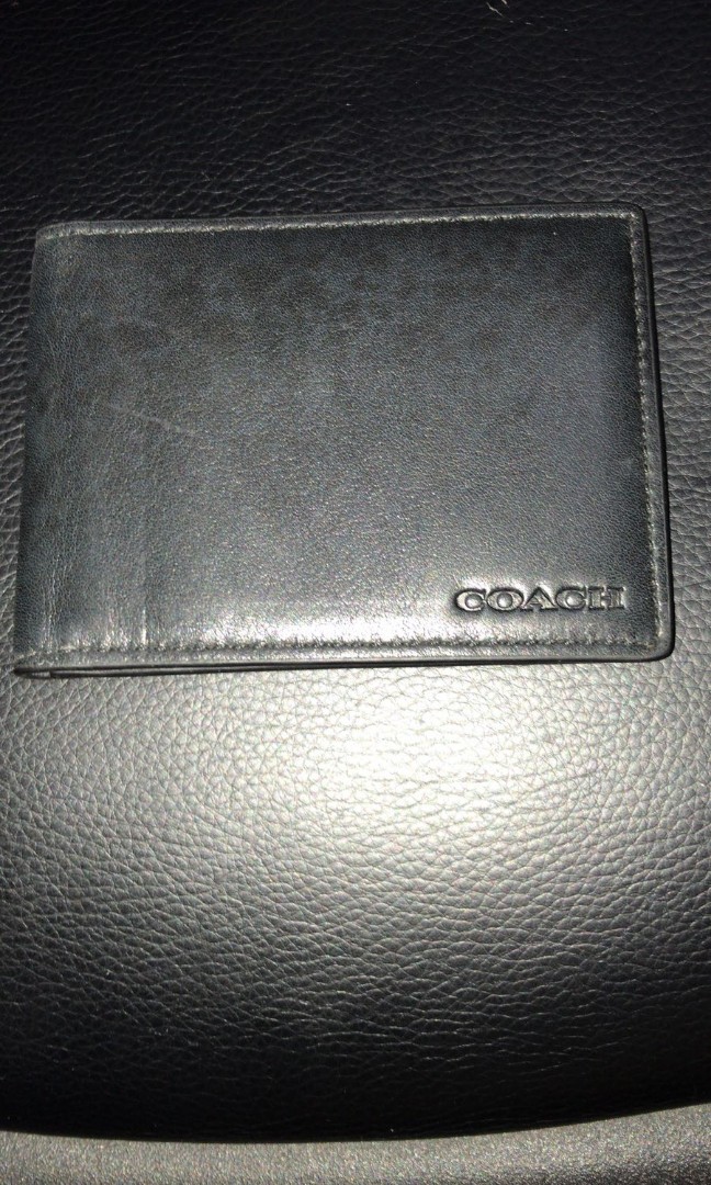 Coach id card holder, Men's Fashion, Watches & Accessories, Wallets ...