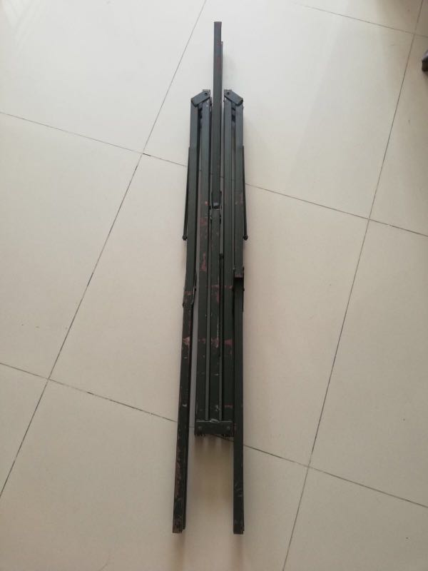 Folder Hawker Table Stand, Everything Else on Carousell