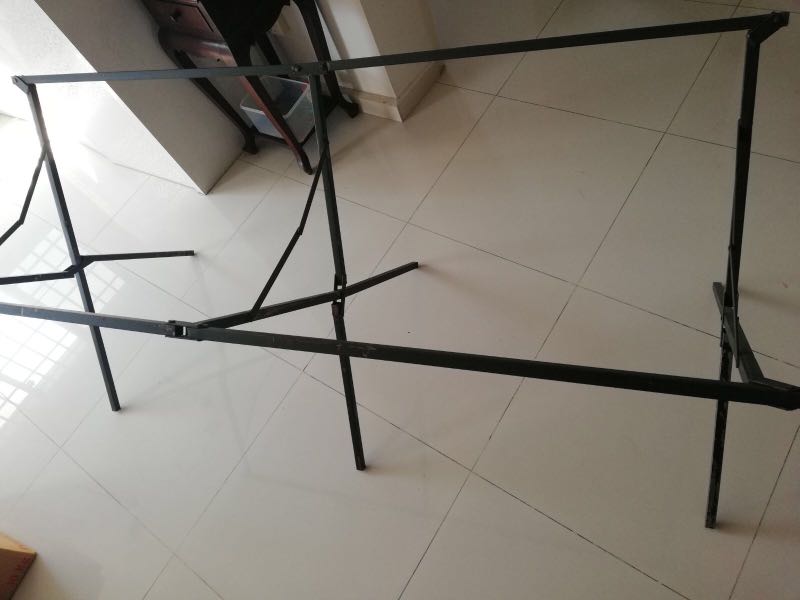 Folder Hawker Table Stand, Everything Else on Carousell