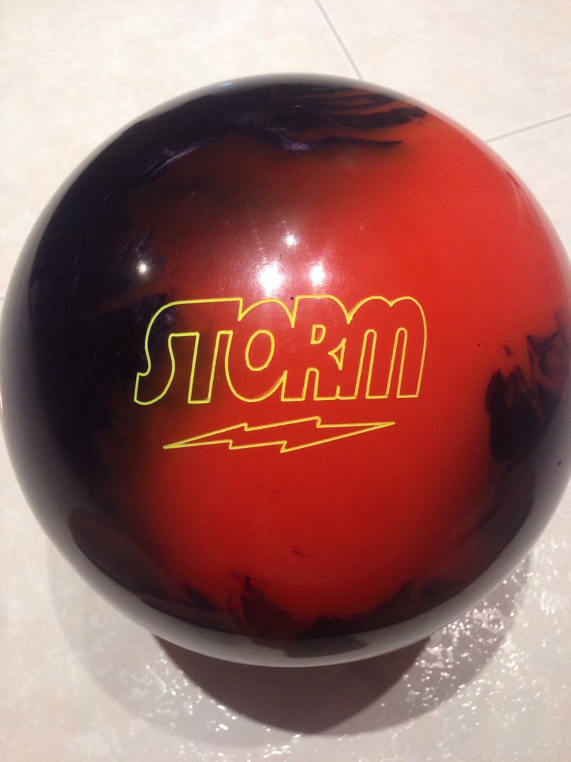 Storm Rocket bowling ball, 14 lbs, undrilled, Sports Equipment, Sports ...