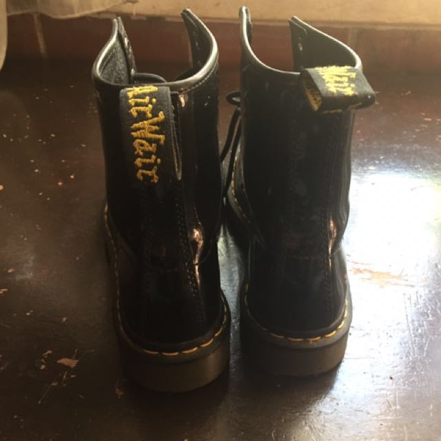 Dr Martens Classic 1460 Patent 8-Eye UK6 Docmart Boot #suriaklcc, Men's Fashion, Footwear ...