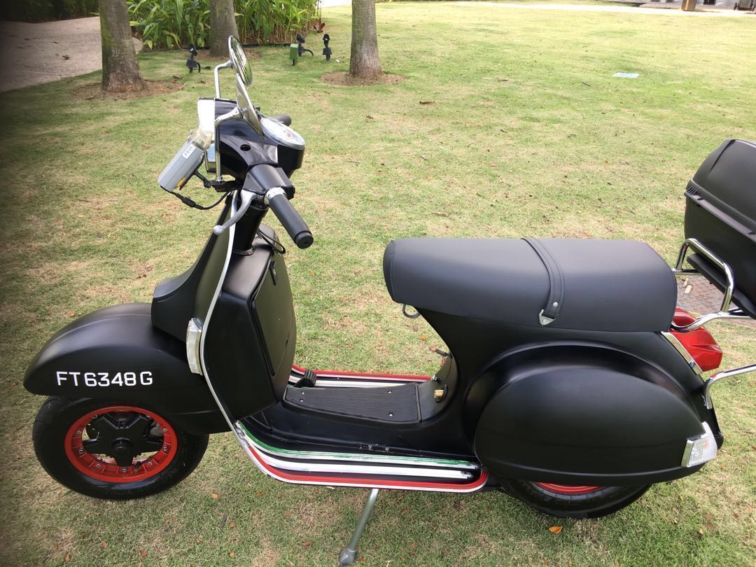 Vespa 200 CC, Motorcycles, Motorcycles for Sale, Class 2B on Carousell