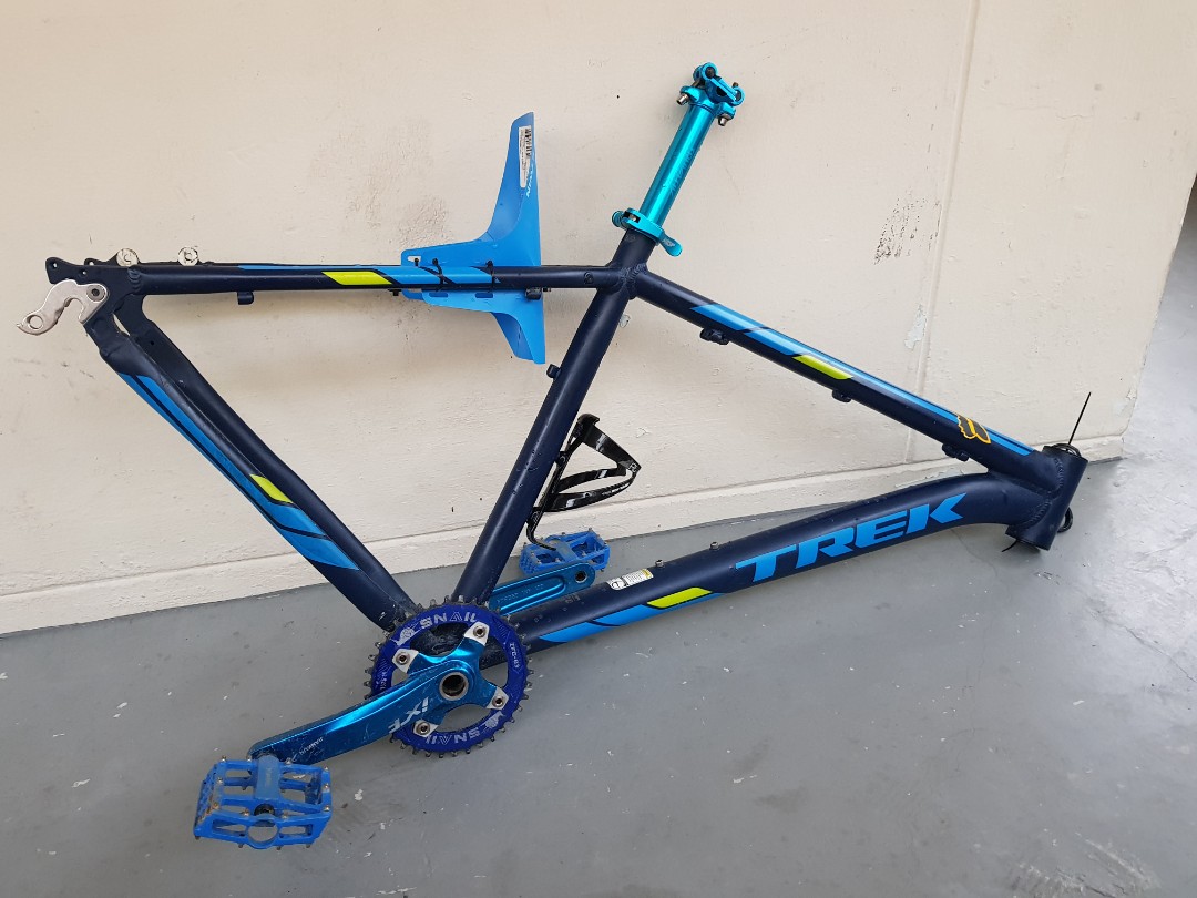 Trek frame only, Sports Equipment, Bicycles & Parts, Bicycles on Carousell