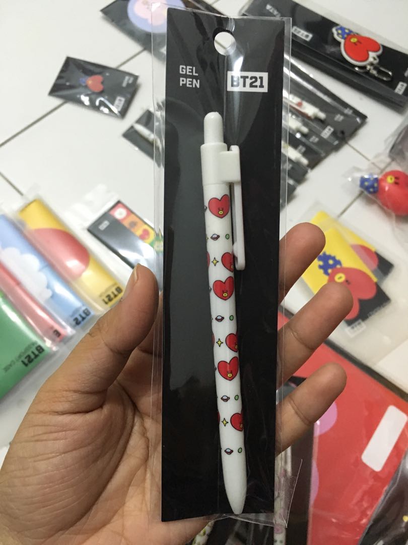BTS BT21 Tata pen, Hobbies & Toys, Collectibles & Memorabilia, Fan ...