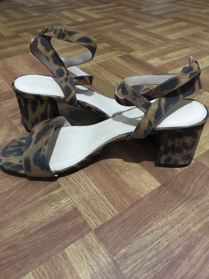 Leopard block heels, Women's Fashion, Footwear, Heels on Carousell